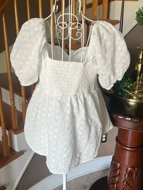 vestique | Tops | Vestique Eyelet Lace Dainty White Babydoll Peplum Top ...